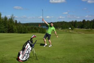Täyden palvelun golf-resort Jyväskylän lähellä | Revontuli